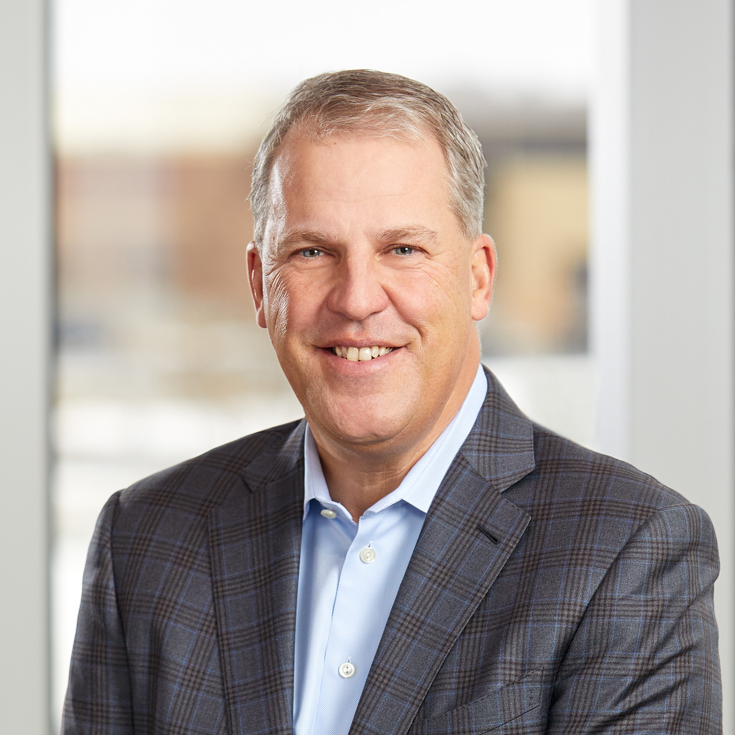 Unfolding the C.H. Robinson CEO Transition: A Strategic Approach to Q1 ...
